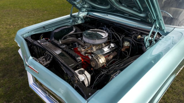 1965 Chevrolet Impala SS Convertible at Indy 2023 as W252 - Mecum Auctions