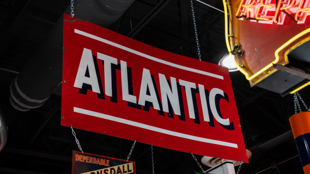Atlantic Double-Sided Porcelain Sign at The World’s Largest Road Art ...