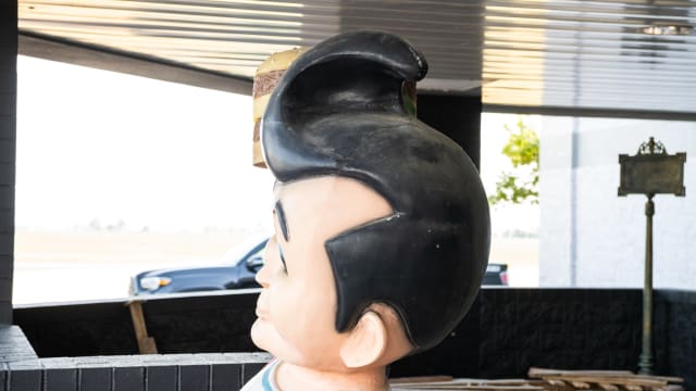 Bob's Big Boy Statue at The World’s Largest Road Art Auction 2023 as ...