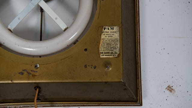 1970 Dr. Pepper Lighted Pam Clock at Dallas 2023 as Z312 - Mecum Auctions