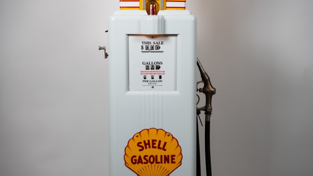 Shell Gas Pump at Dallas 2023 as Z255 - Mecum Auctions