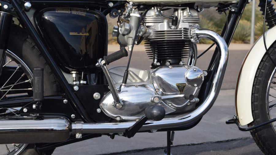 1963 Triumph T120R Bonneville at Phoenix 2019 as F20 - Mecum Auctions