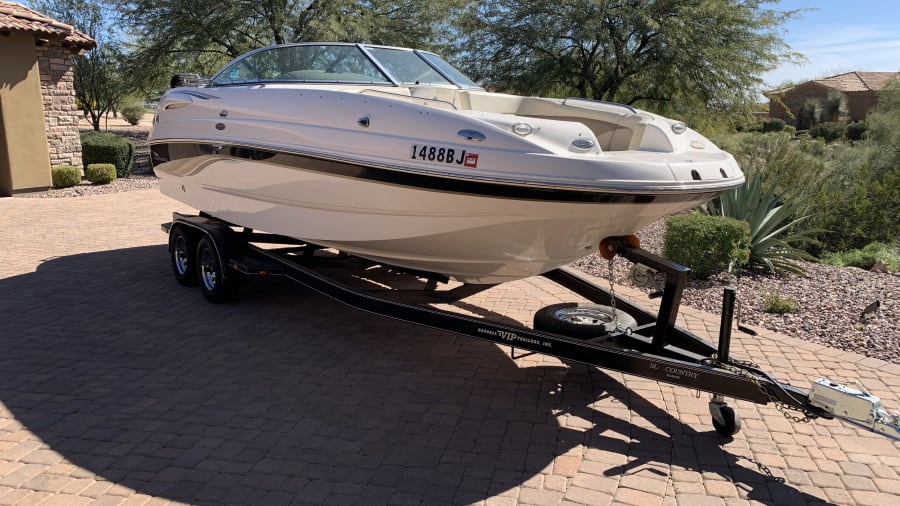 2004 Chaparral 234 Sunesta 24' at Glendale 2020 as F129.1 - Mecum Auctions