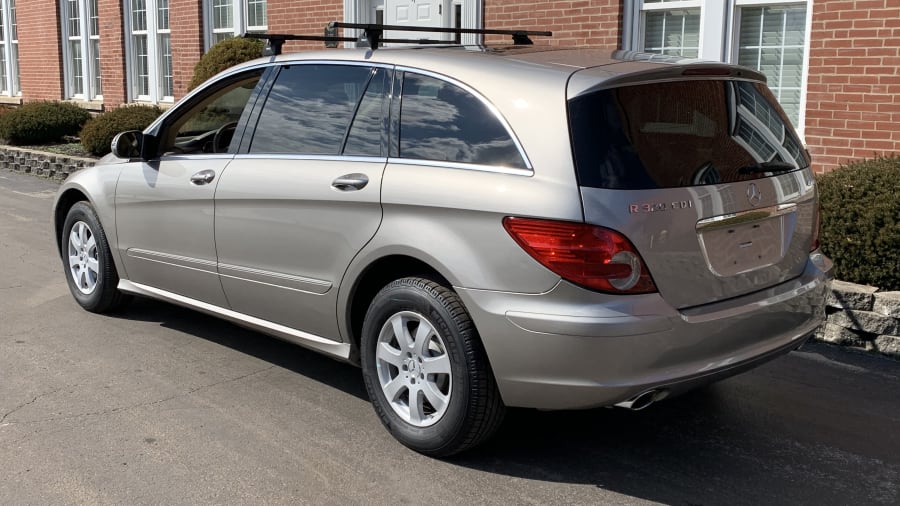 2007 Mercedes-Benz R320 at Glendale 2021 as T166.1 - Mecum Auctions