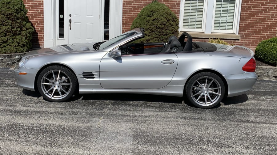 2004 Mercedes-Benz SL500 Convertible at Dallas 2021 as S4 - Mecum Auctions