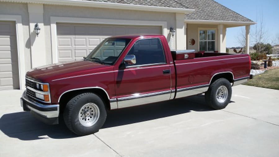 1988 Chevrolet Silverado Pickup at Denver 2015 as F2 - Mecum Auctions