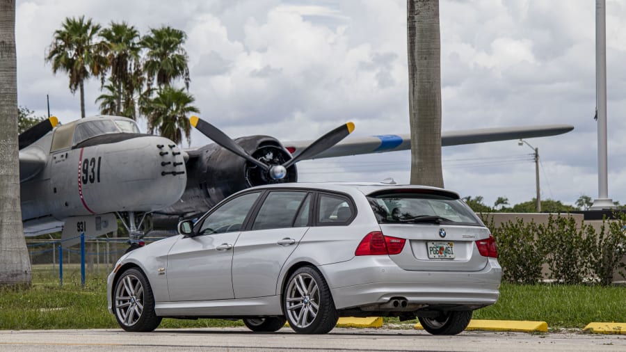 2011 BMW 328i Wagon at Orlando Summer Special 2021 as S32 - Mecum Auctions