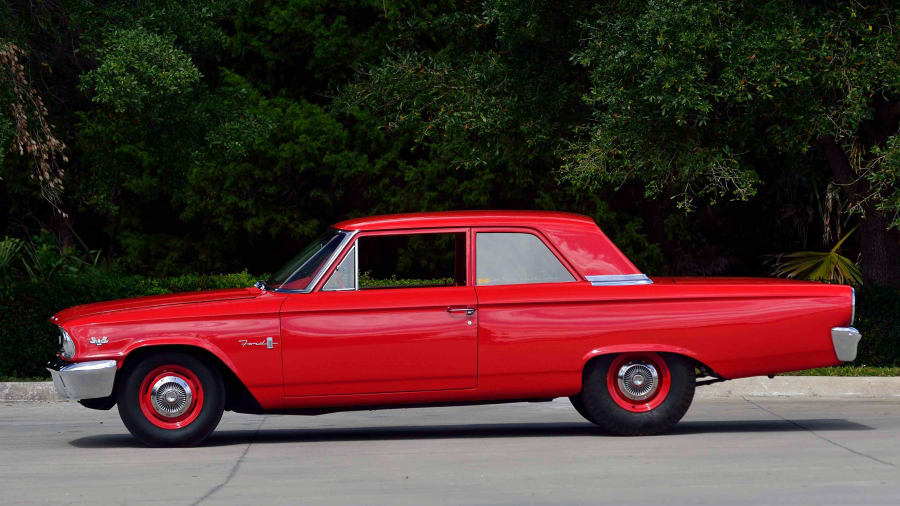 1963 Ford 300 Sedan at Kissimmee 2016 as F142 - Mecum Auctions
