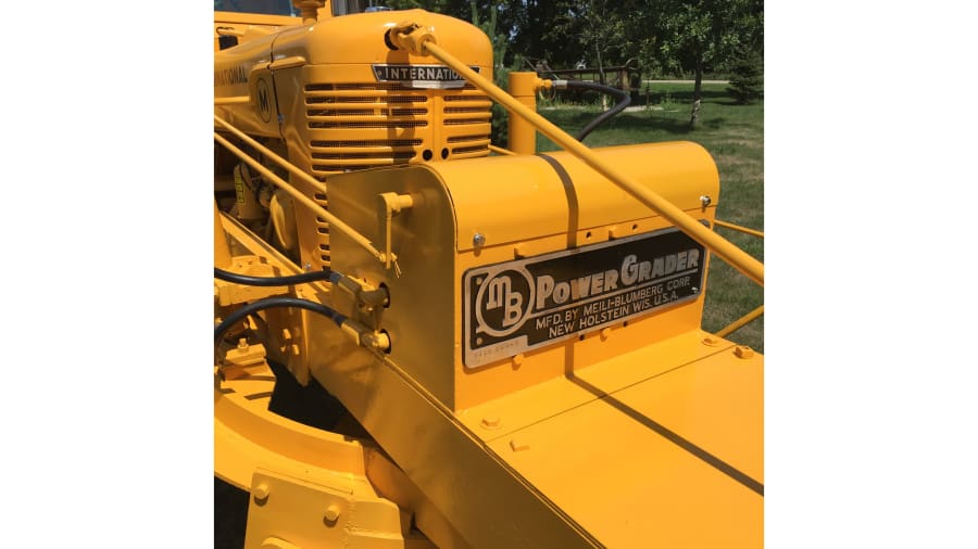 1947 International M Road Grader Meili-Blumberg Model 10 at Gone Farmin ...