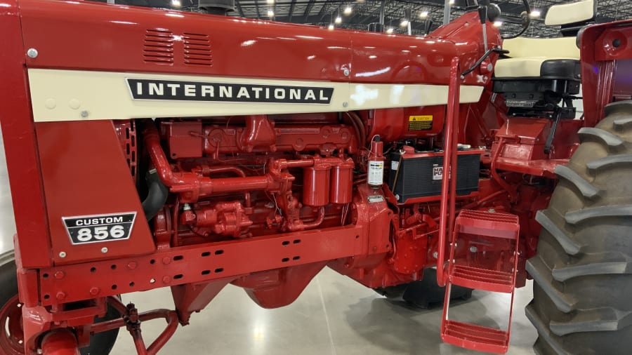 1969 International Harvester 856 Custom at Gone Farmin' Fall Premier ...