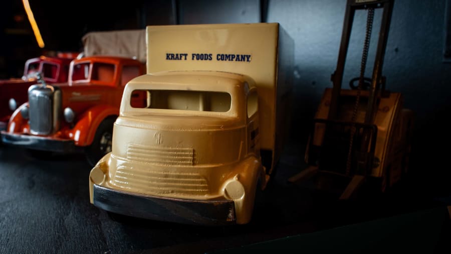 Smith Miller Kraft Cheese Delivery Scale Model Truck at The Eddie ...