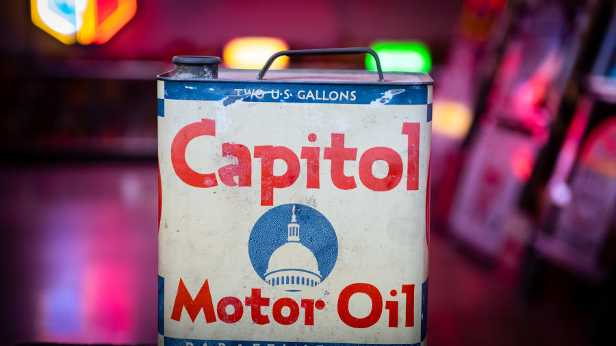 Capitol Motor Oil 2-Gallon Oil Can at The World’s Largest Road Art ...