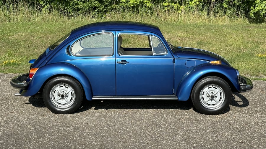 1977 Volkswagen Beetle at Harrisburg 2023 as S237.1 - Mecum Auctions