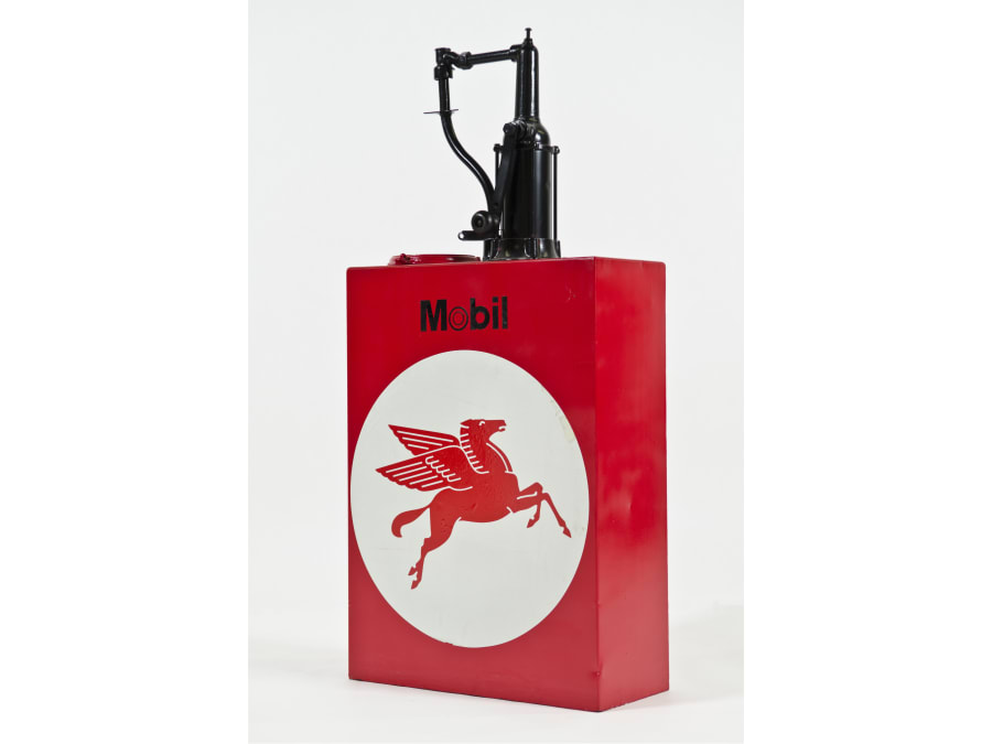 Mobil Oil Lubester at Fran and Ron Green's Verde Classics Museum ...