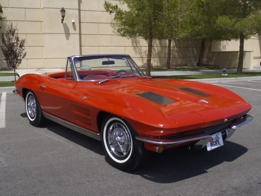 1963 Chevrolet Corvette Convertible at Monterey 2012 as S37 - Mecum ...