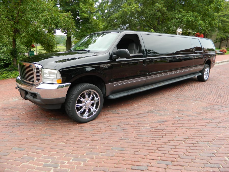 2002 Ford Excursion Stretch Limousine at Dallas 2013 as T173 - Mecum ...