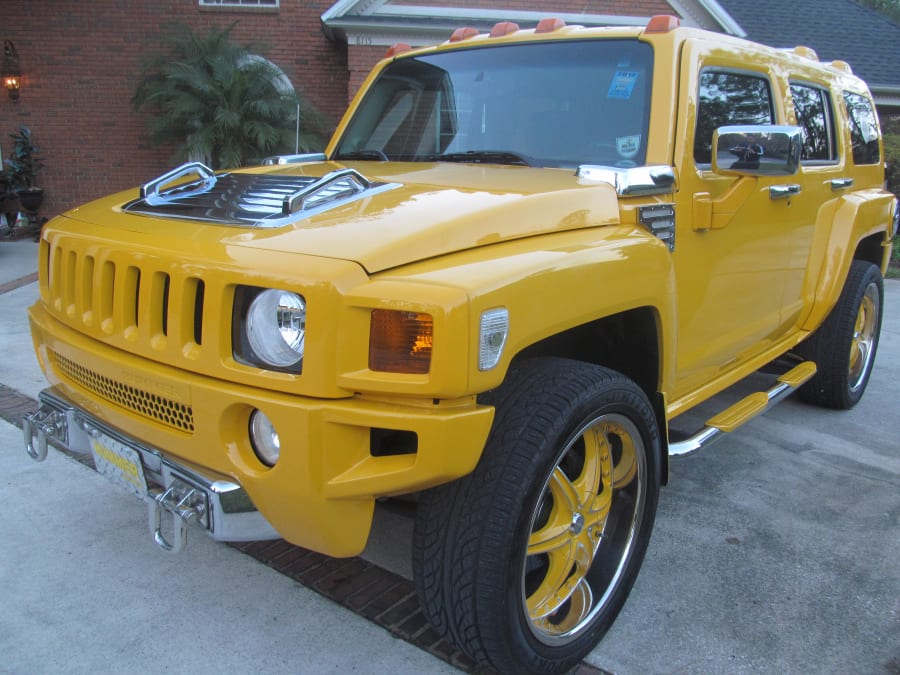 Yellow Hummer H3