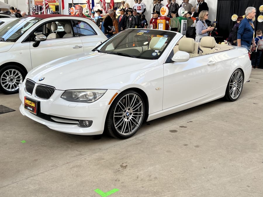 2011 BMW 335i Convertible for Sale at Auction - Mecum Auctions