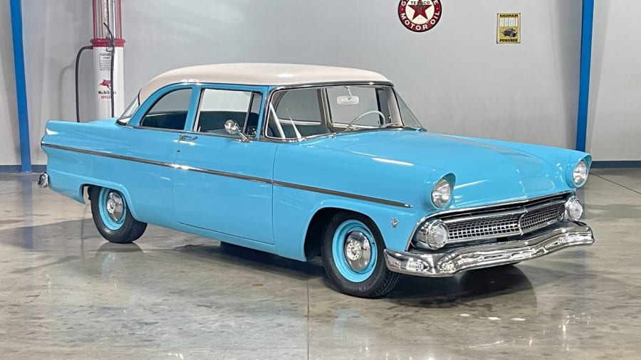 1955 Ford Customline for sale at Kissimmee 2023 as E296.1 - Mecum Auctions