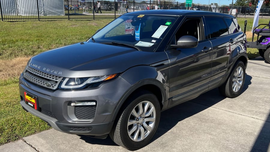 2017 Land Rover Range Rover Evoque SE for Sale at Auction - Mecum Auctions