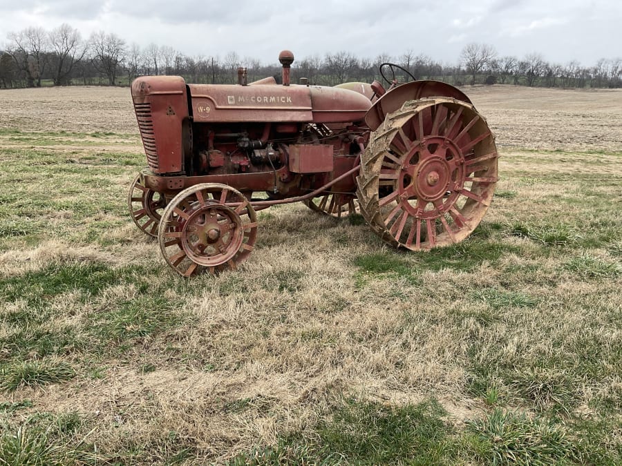 McCormick-Deering W9 for Sale at Auction - Mecum Auctions