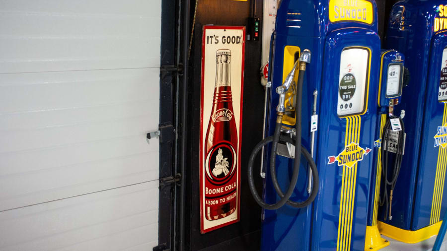 Boone Cola Painted Tin Sign at The Eddie Vannoy Collection 2020 as L523 ...
