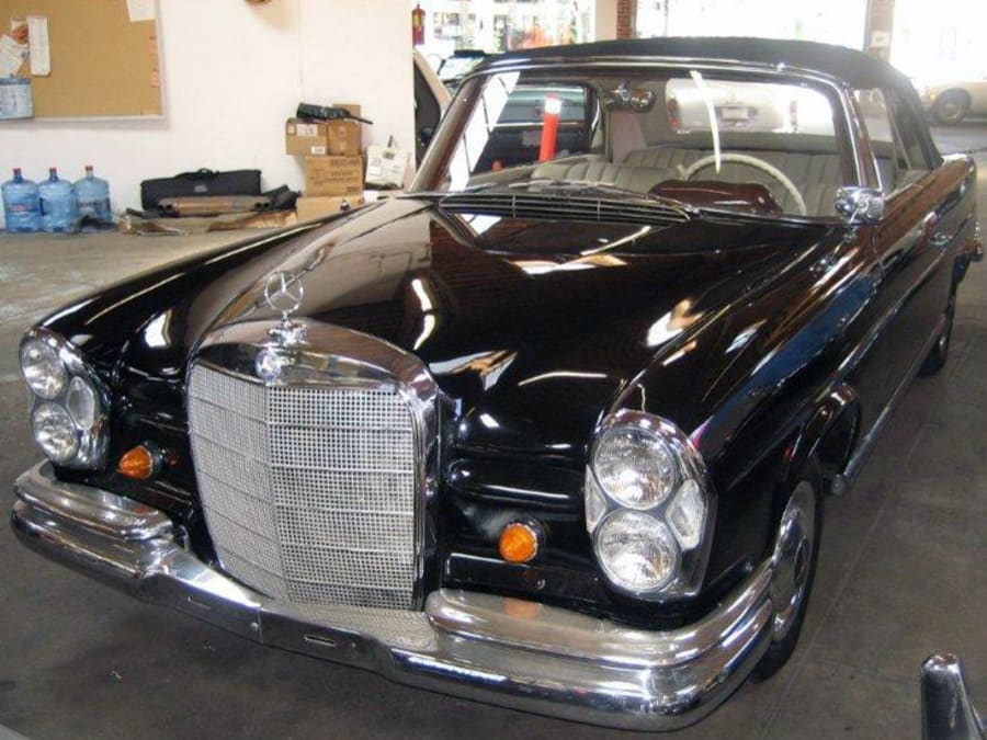 1963 Mercedes-Benz 220SE Convertible at Anaheim 2012 as F118 - Mecum ...