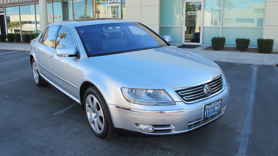 2005 Volkswagen Phaeton at Anaheim 2015 as T67 - Mecum Auctions