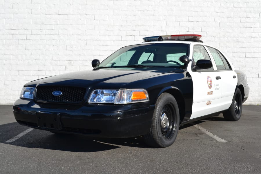 1999 Ford Crown Victoria for sale at Anaheim 2016 as F130.1 - Mecum ...