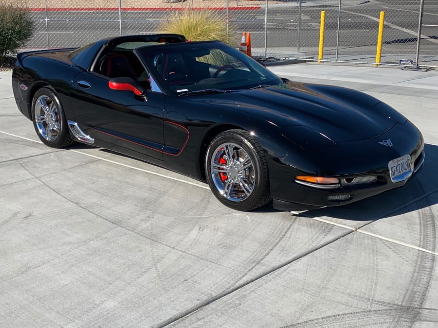 2001 Chevrolet Corvette Coupe for Sale at Auction - Mecum Auctions