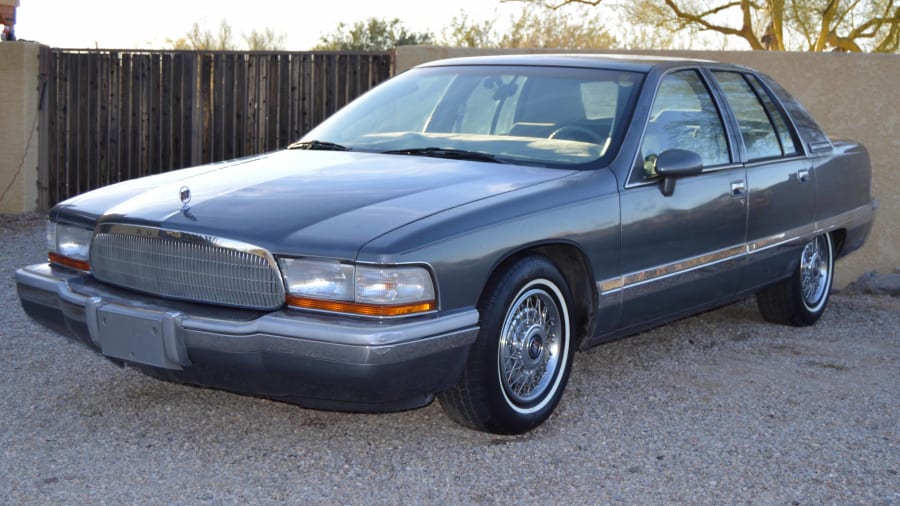 1992 Buick Roadmaster Sedan for Sale at Auction - Mecum Auctions