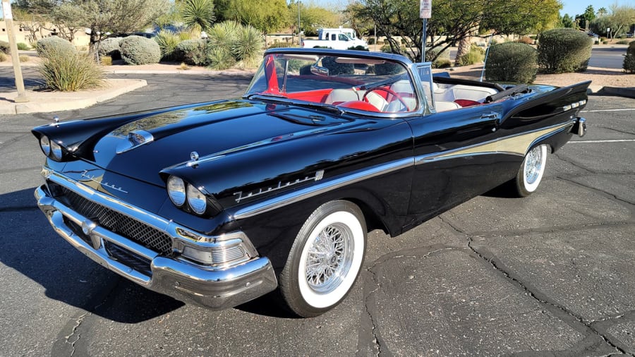 1958 Ford Fairlane 500 Sunliner for sale at Glendale 2022 as T232 - Mecum Auctions