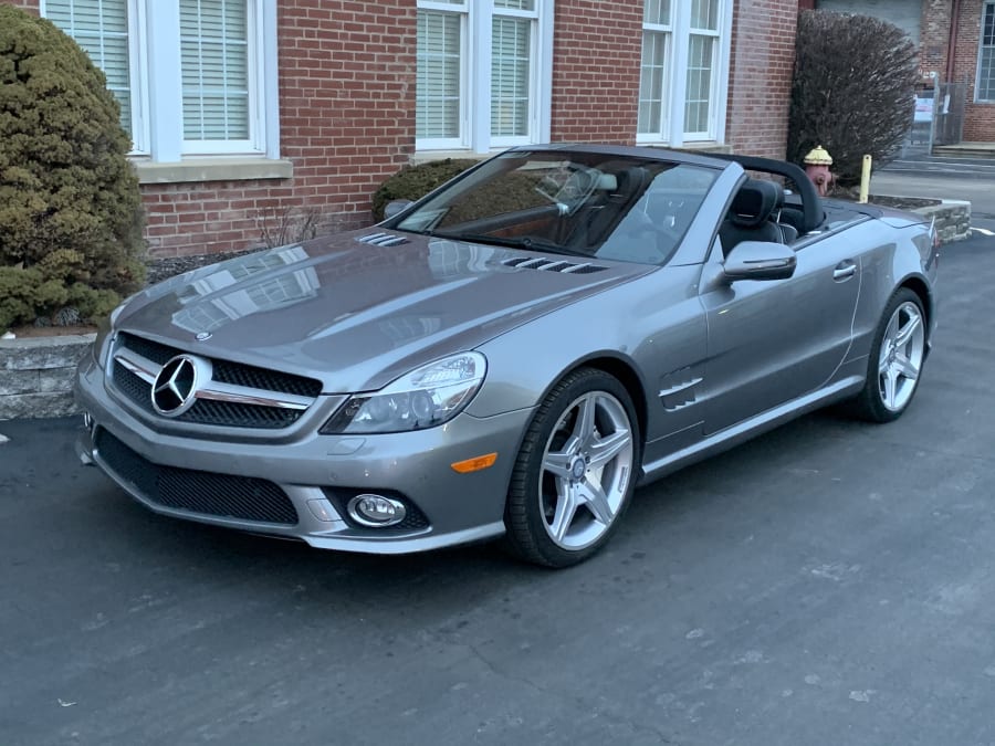 2012 Mercedes-Benz SL550 Convertible for Sale at Auction - Mecum Auctions