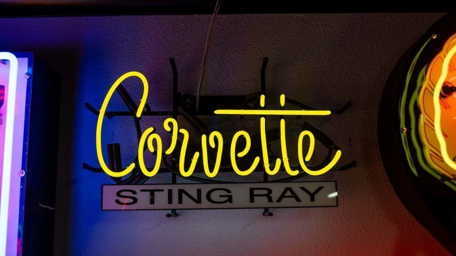 Corvette Stingray Window Neon Sign at Glendale 2022 as Z108 - Mecum ...