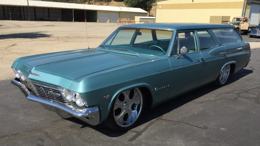 1965 Chevrolet Impala Wagon at Monterey 2015 as T29 - Mecum Auctions