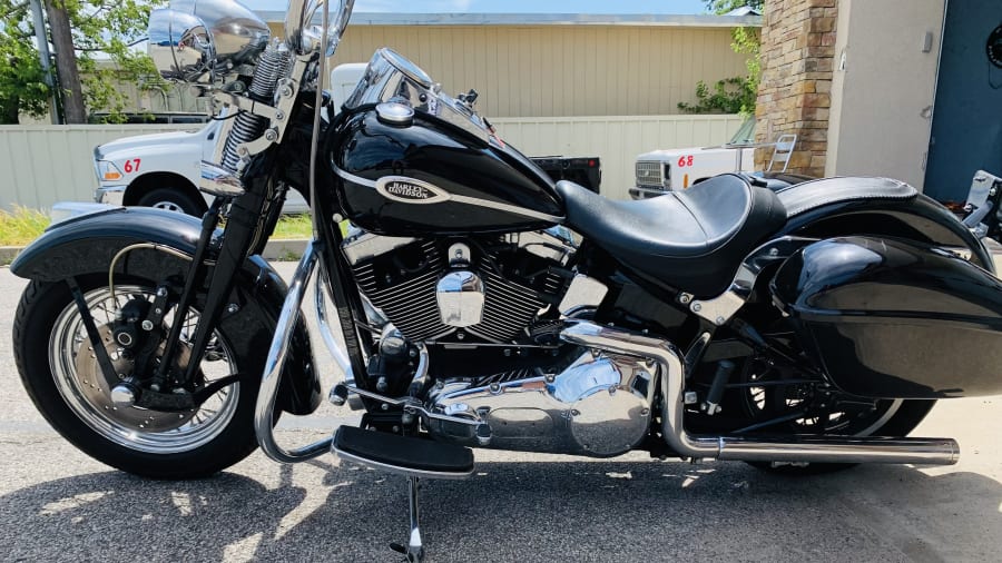 2006 Harley-Davidson FLST for Sale at Auction - Mecum Auctions