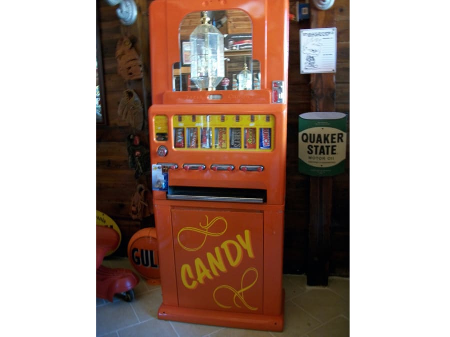 1940's Candy Machine 72x28x30 for Sale at Auction - Mecum Auctions