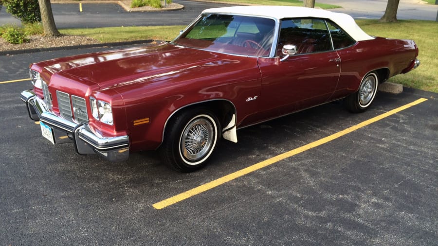 1975 Oldsmobile Delta 88 Royale Convertible for Sale at Auction - Mecum ...