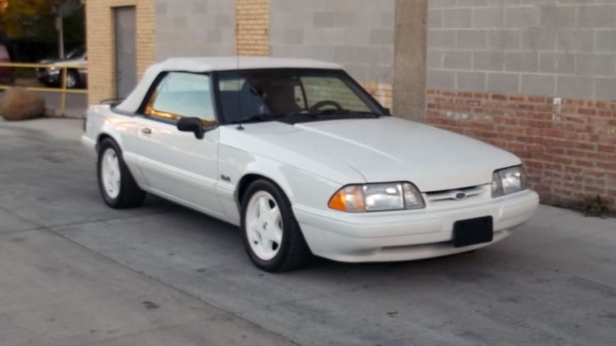 1992 Ford Mustang GT Convertible for Sale at Auction - Mecum Auctions