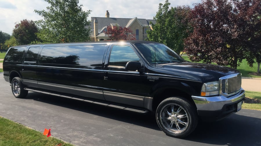 2002 Ford Excursion Limousine at Chicago 2014 as F295 - Mecum Auctions
