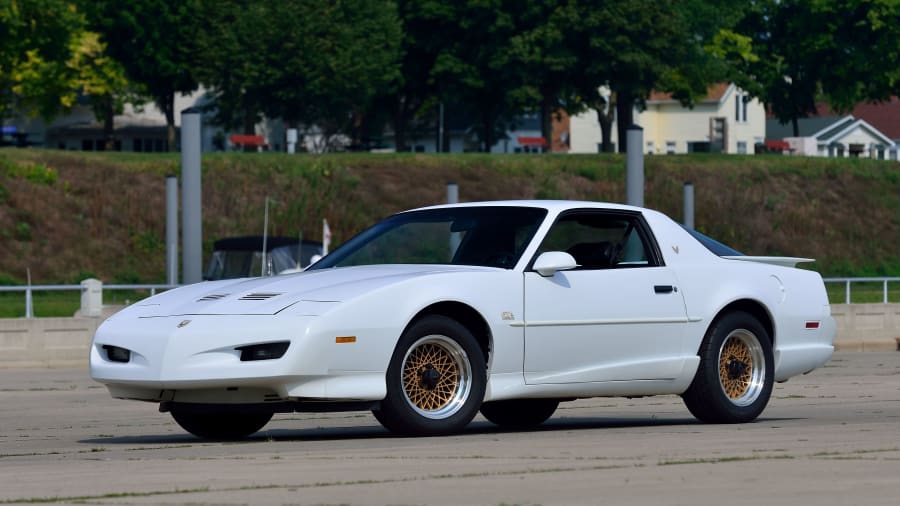 1991 Pontiac Trans Am GTA at Chicago 2015 as F128 - Mecum Auctions