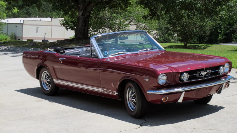 1965 Ford Mustang GT Convertible at Chicago 2015 as S62 - Mecum Auctions
