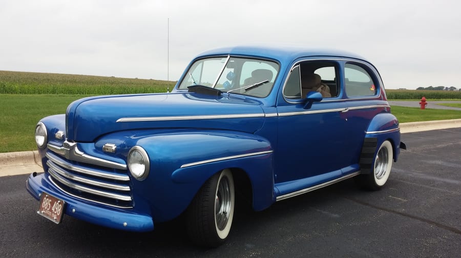 1946 Ford Custom Sedan at Chicago 2016 as T58 - Mecum Auctions