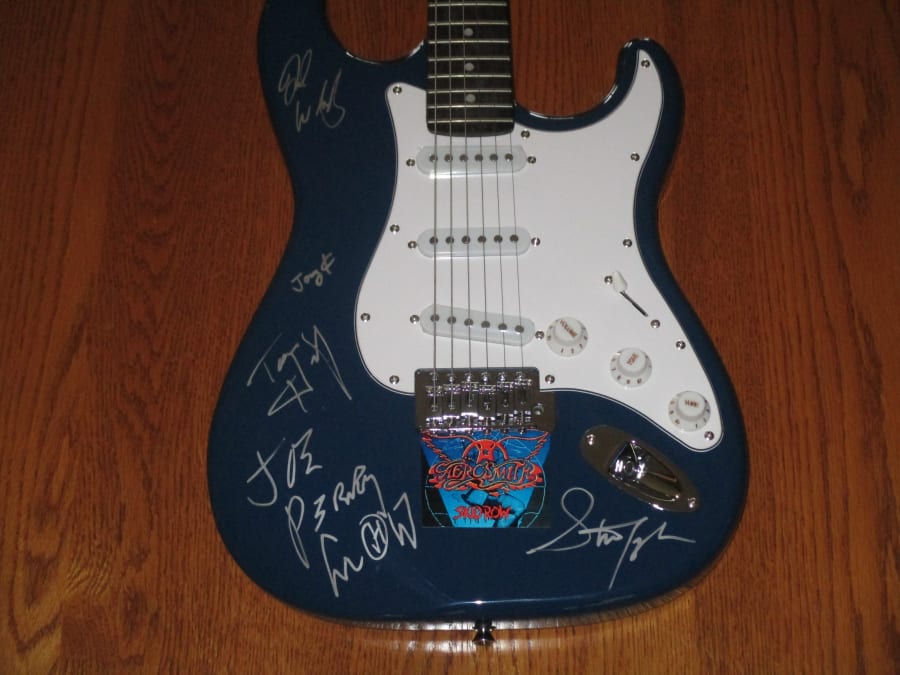 Aerosmith Blue Fender Autographed Guitar at Chicago 2016 as H11 - Mecum ...