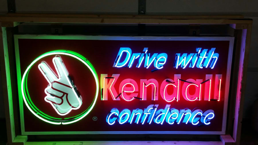 Kendall Tin Neon Sign SSTN 36x72 at Chicago 2016 as H39 - Mecum Auctions