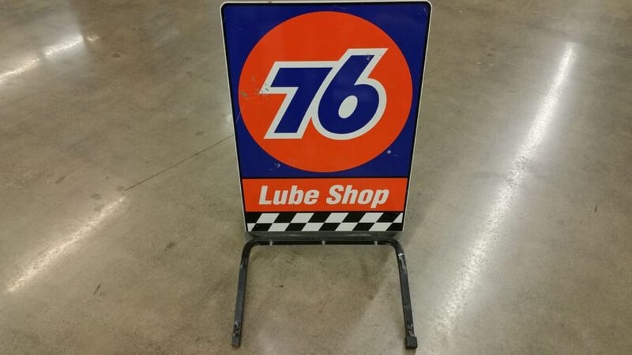 Union 76 Lube Shop Curb Sign DST 24x40x33.5 at Chicago 2016 as J41 ...