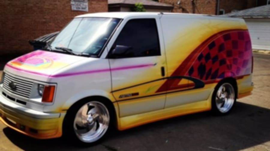 1992 Chevrolet Astro Van at Chicago 2018 as F326 - Mecum Auctions