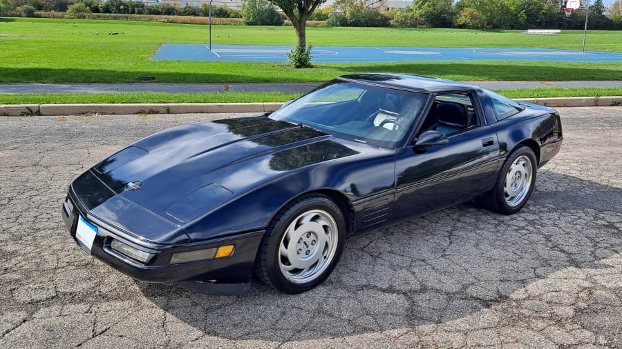 1992 Chevrolet Corvette Coupe for Sale at Auction - Mecum Auctions