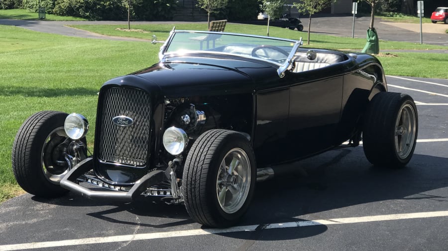 1932 Ford Custom Roadster at Chicago 2021 as F89 - Mecum Auctions