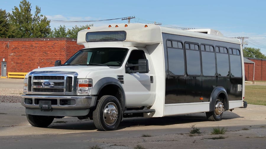2010 Ford F550 Bus for Sale at Auction - Mecum Auctions